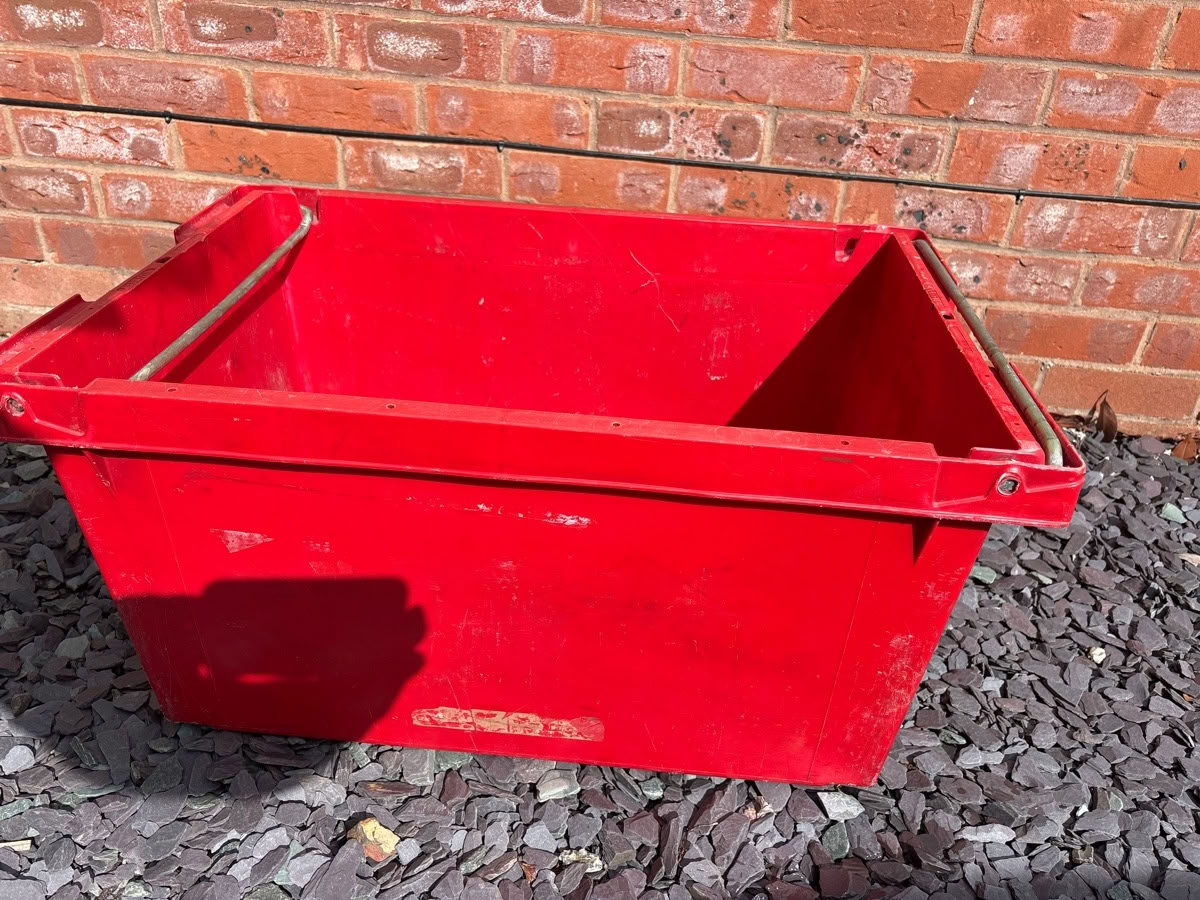 Free: Red plastic tub (Trowbridge BA14)