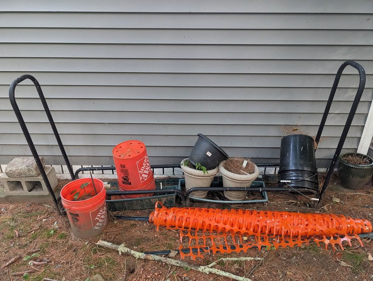 Free: Metal log rack (North Andover)