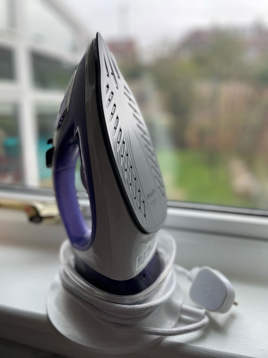 Free: Phillips Steam Glide iron (Clermiston EH4)