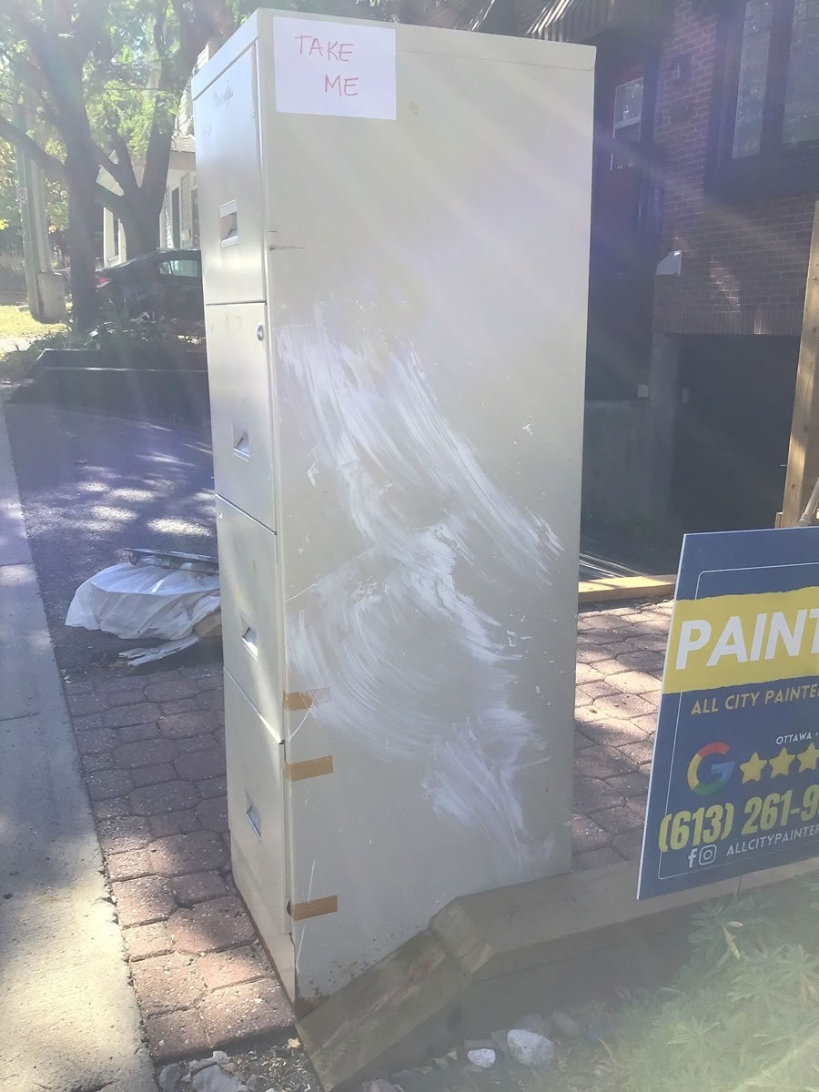 Free: Filing Cabinet Metal Letter Sized (Sandy Hill Templeton & Russell)