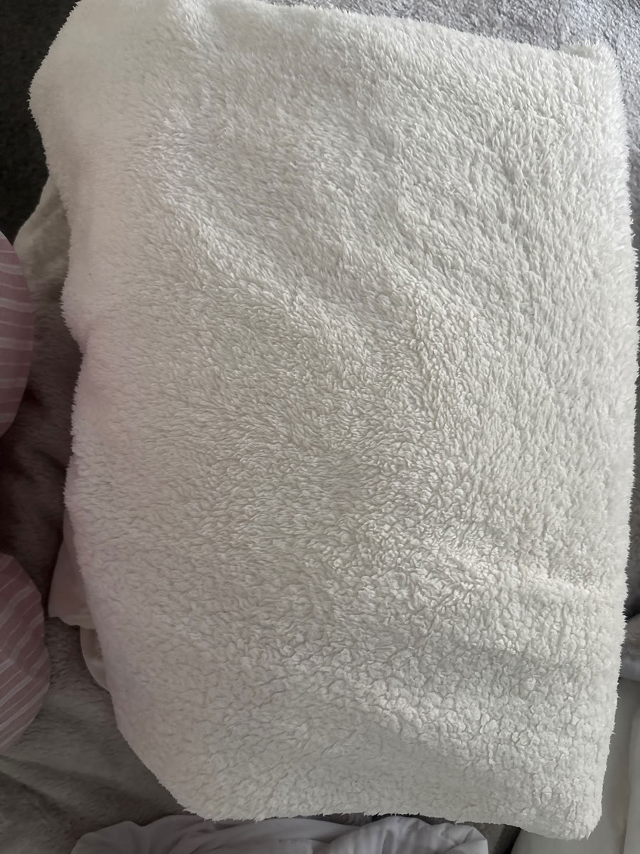 Free: Double fluffy sheet (SW11 Battersea)