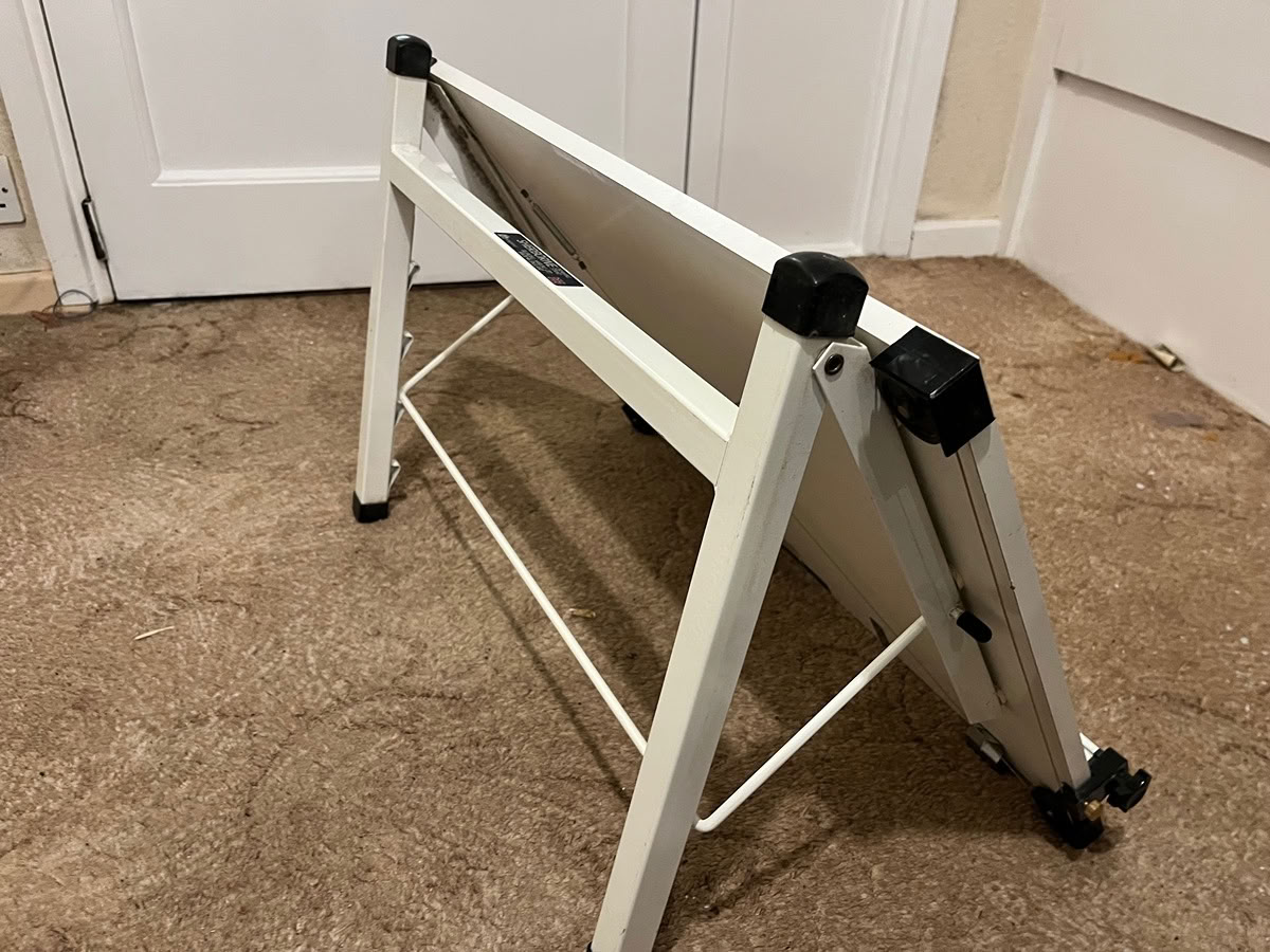 Free: A2 drawing board (Chislehurst)