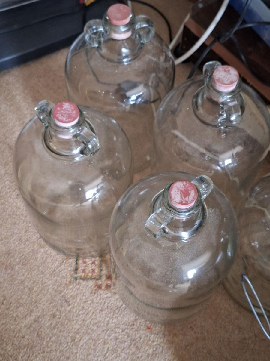 Free: Wine making jars (GL51)