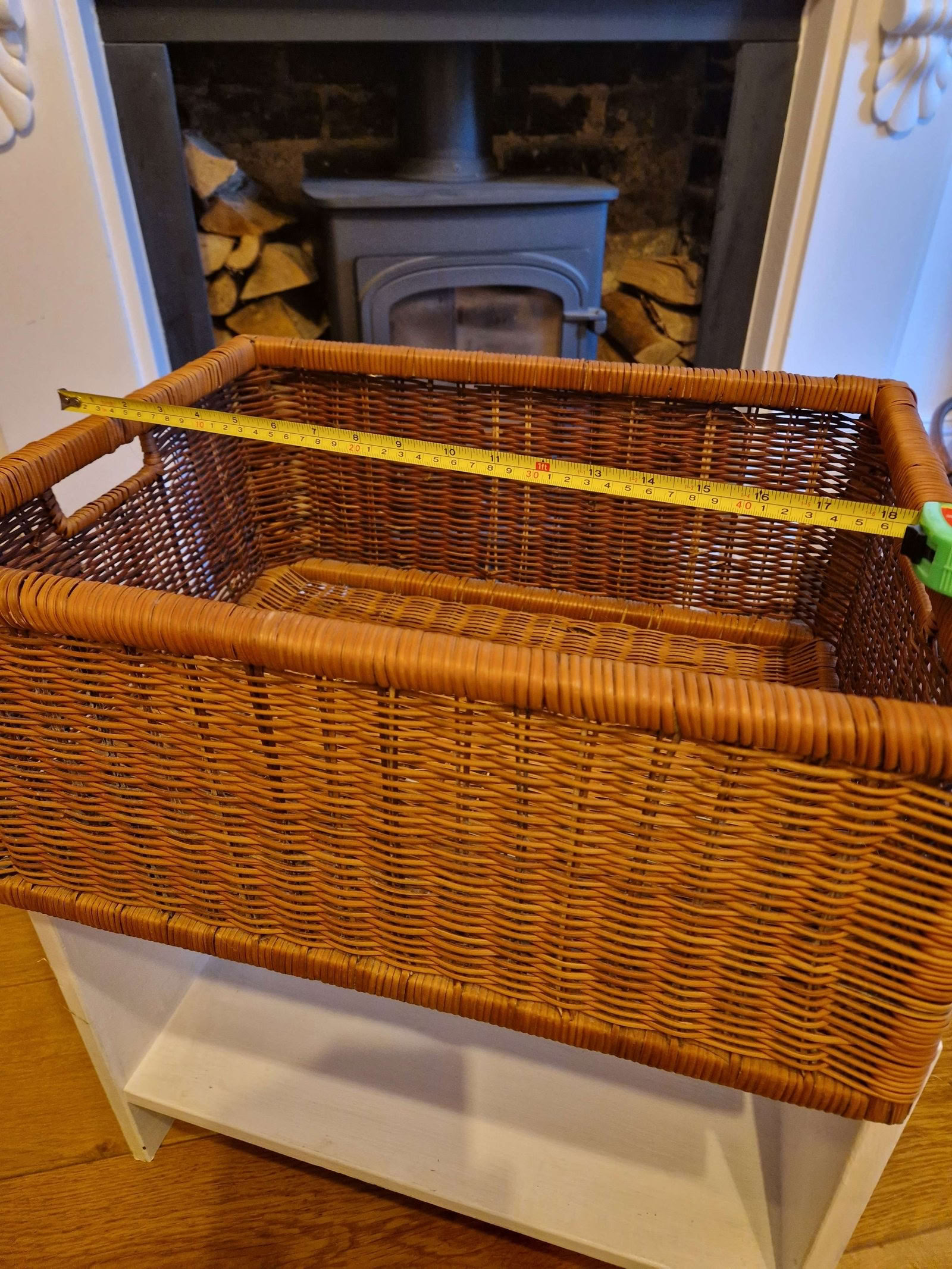 Free: Box/basket (North Sheen TW9) - Richmond Upon Thames Freegle