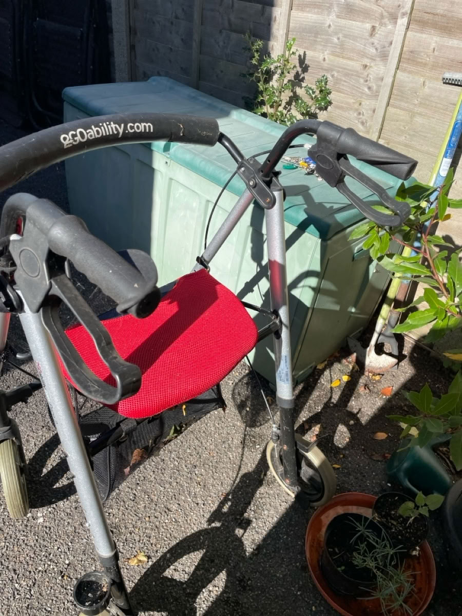 Free: Walking frame with wheels and seat (Welham Green AL9) - Potters ...