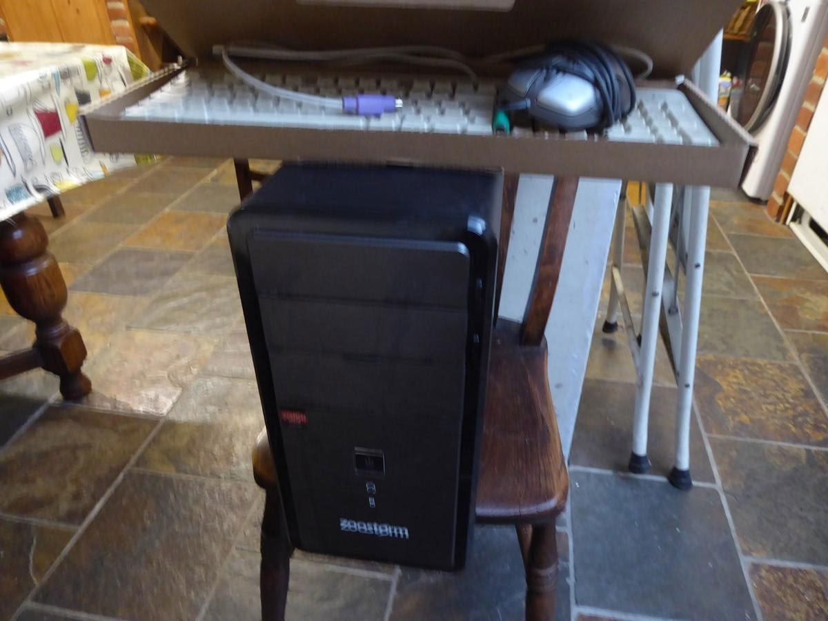 Free: Computer box (Nailsworth)