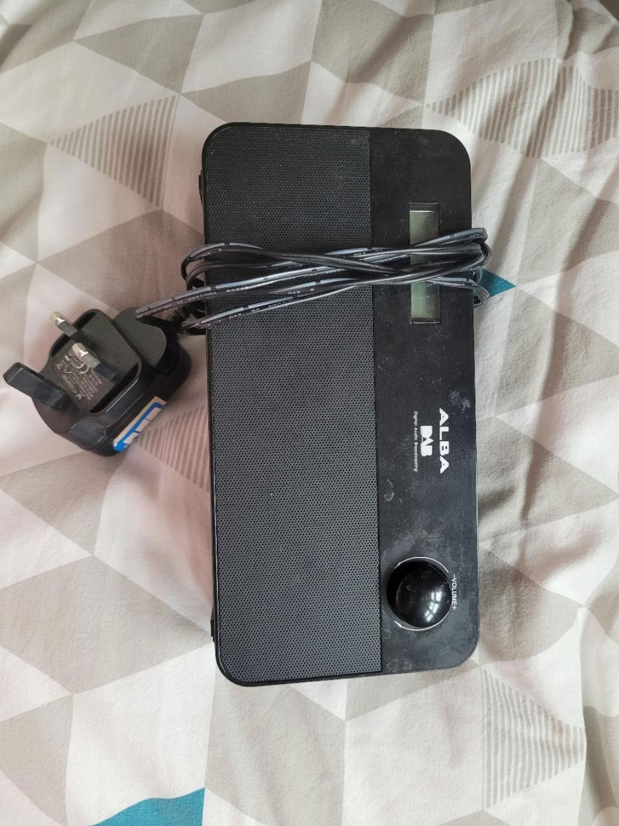 Free: Small DAB radio (Heaton Moor SK4) - Stockport Freegle