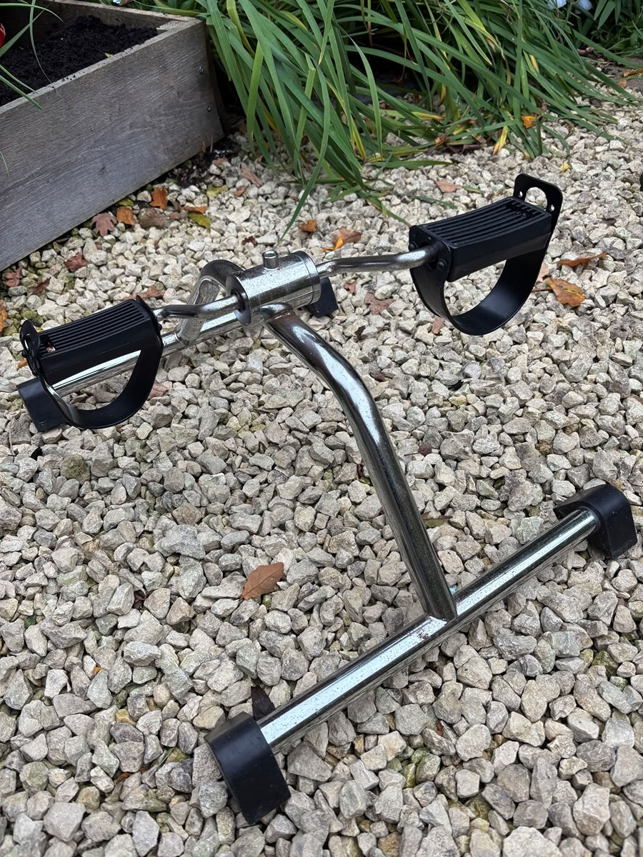 Free: Cycle exercise machine (Southwater)