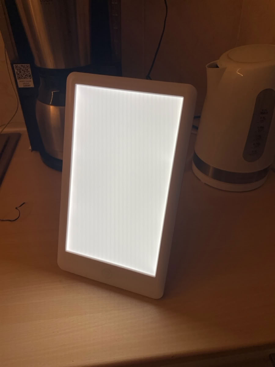 Free: SAD light / daylight lamp (Brixton)