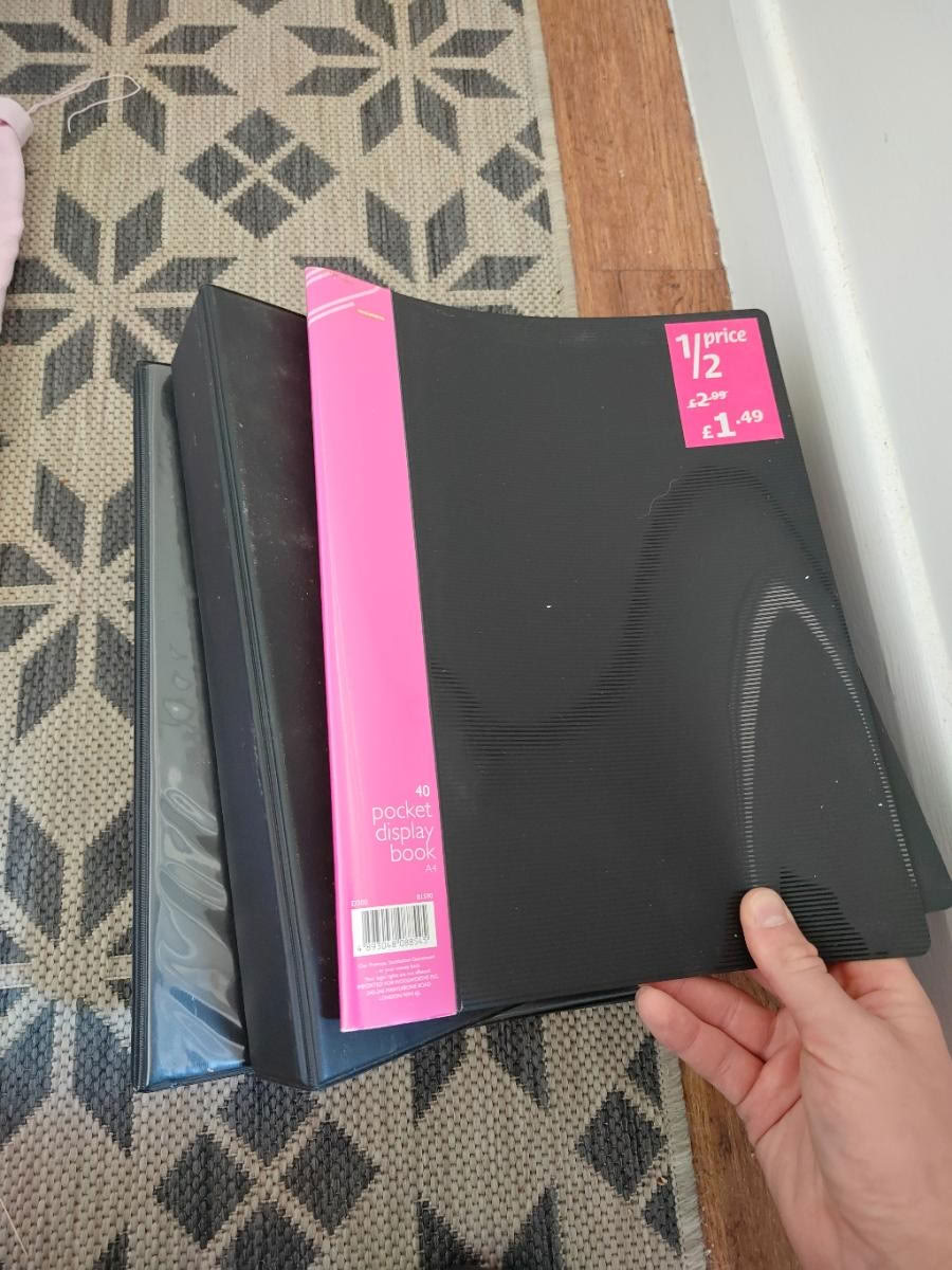 Free: 40 poly pocket and ring binders (Stanway, CO3)
