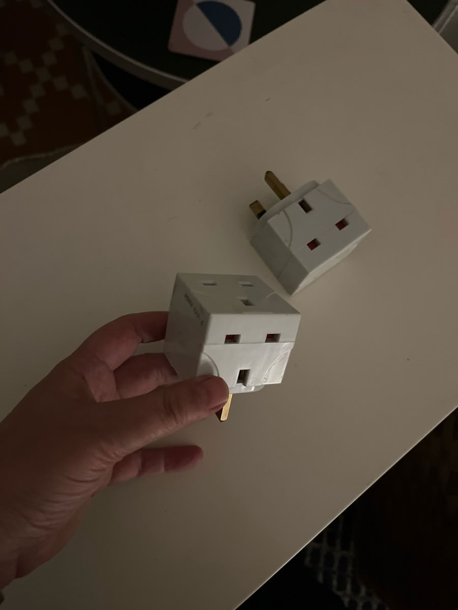 Free: 2* 2 way 3 pin power plug adaptor (Kennington)
