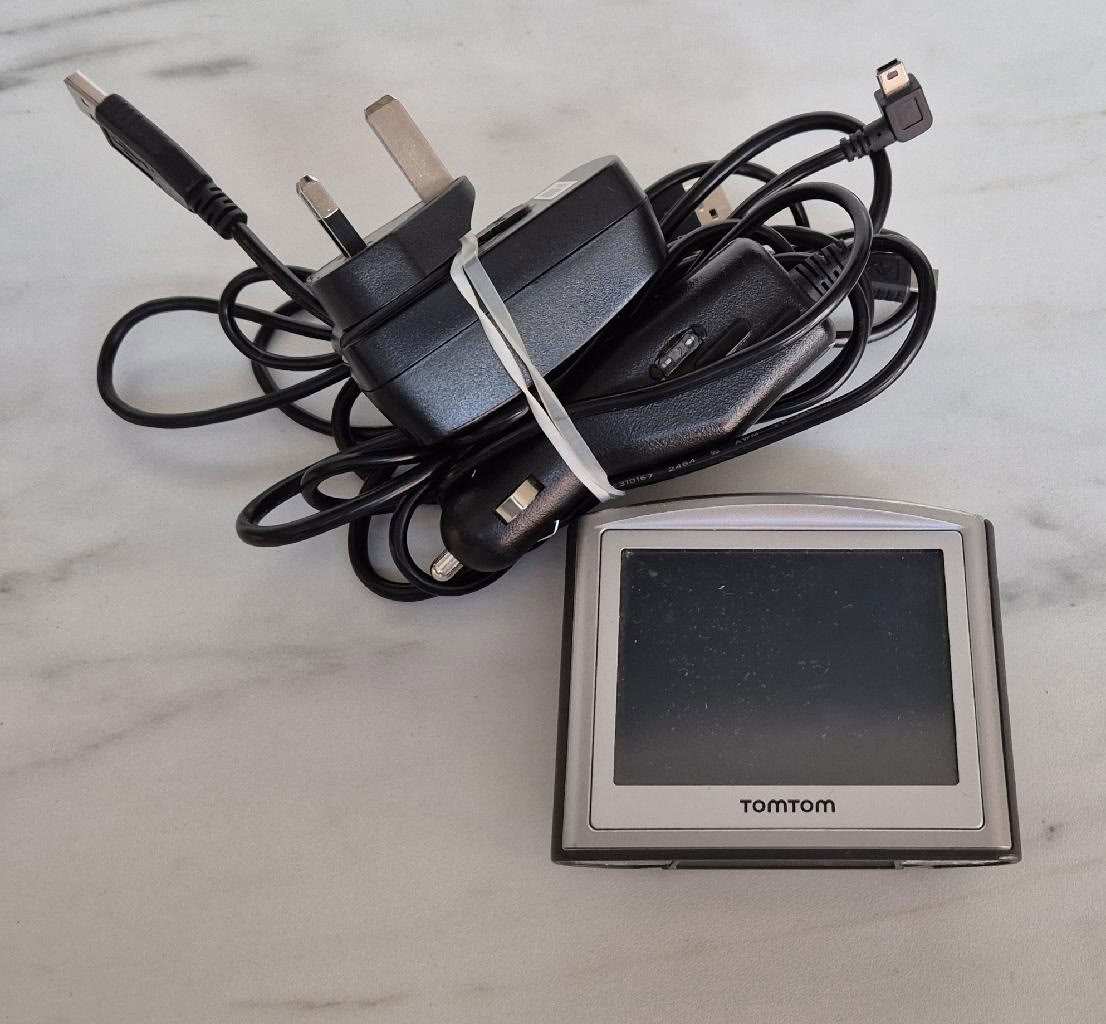 Free: Tomtom Sat Nav (St Helier SM4) - Sutton Freegle