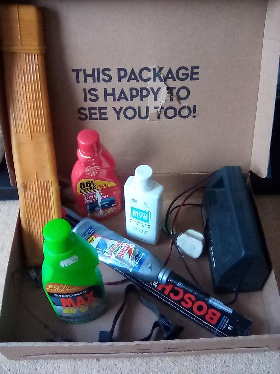Free: Car stuff (Ewell)