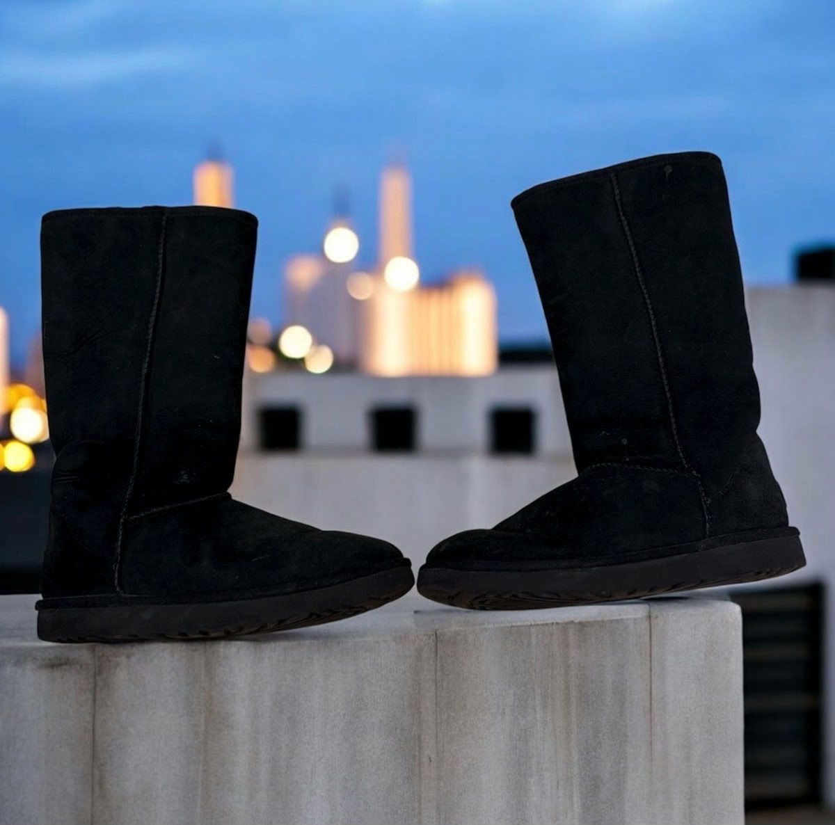 Free: Women’s Black Uggs (Brooklyn Storage)