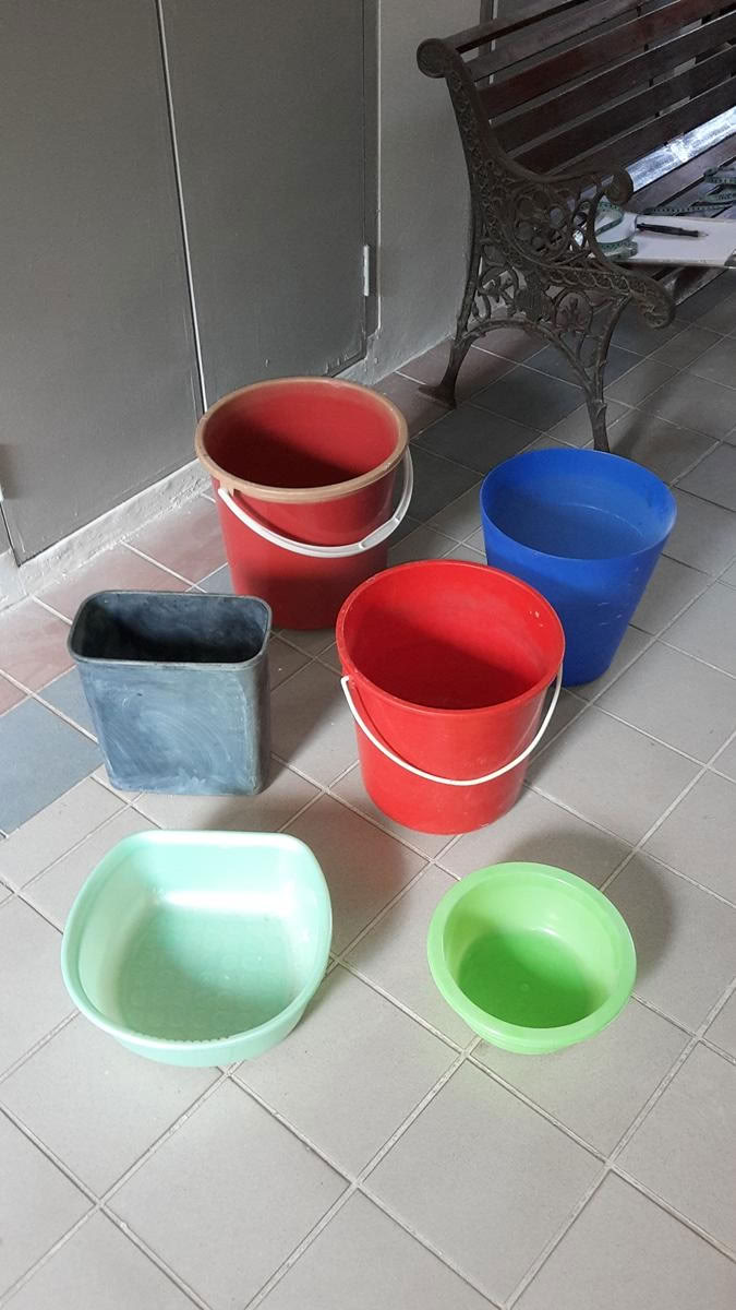 Free: Miscellaneous Plastic Containers (Queenstown, near MRT)