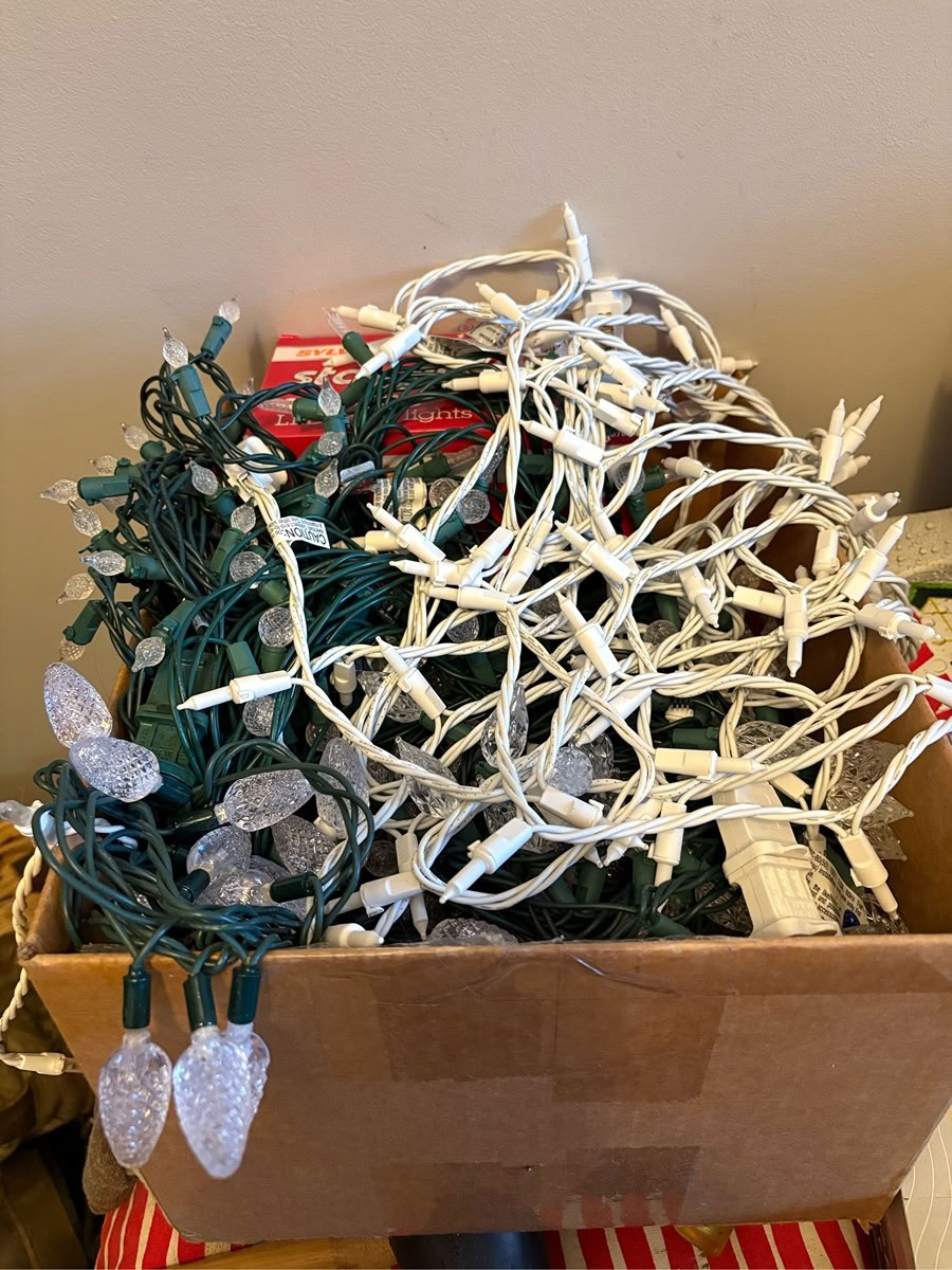 Free: Christmas Lights (Owings, Calvert County, MD)