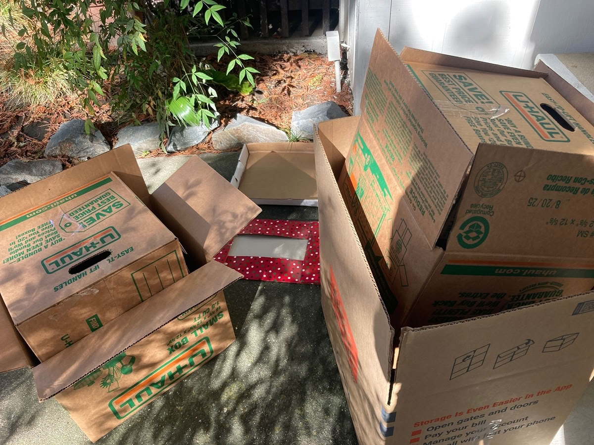 Free: 6 U-Haul boxes and others (Foothill Boulevard Cupertino)
