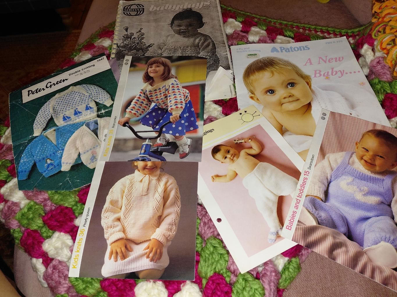 Free: Knitting patterns (Stafford ST17) - Stafford Freegle