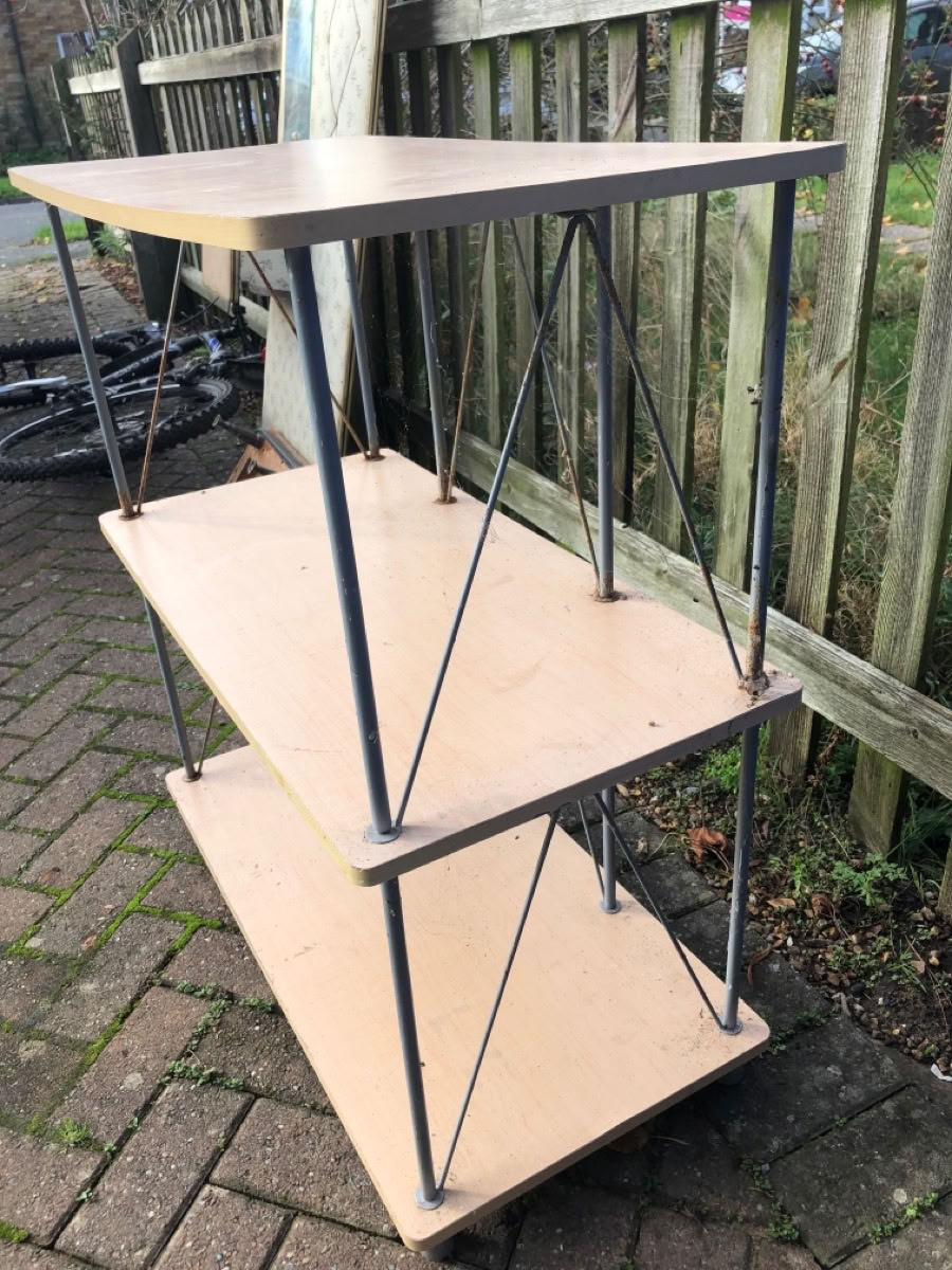 Free: Shelving Unit (Leamington Spa (CV32))