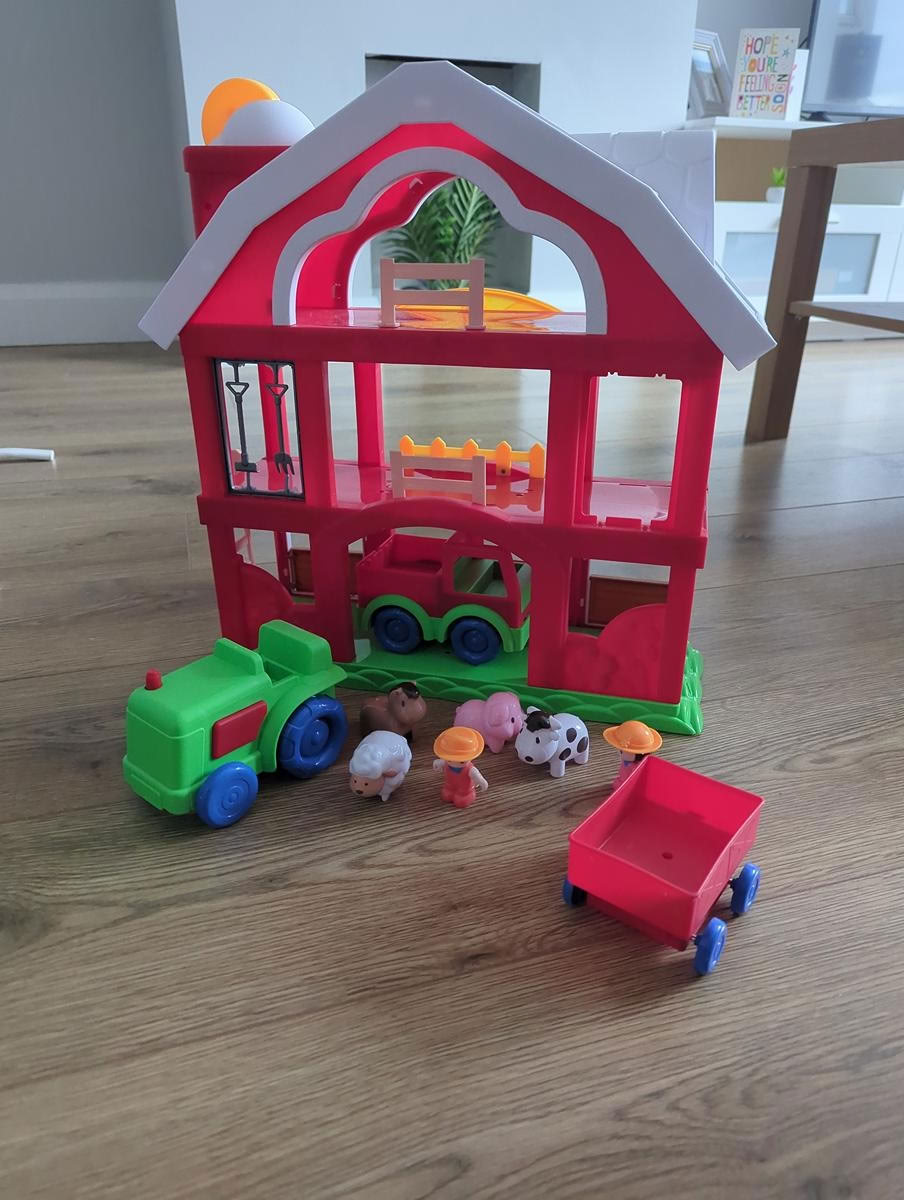Free: Animal farm house (Rathfarnham)