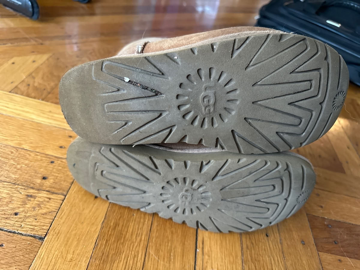 Free: Ugg boots size 7 (Forest Hills, Queens)