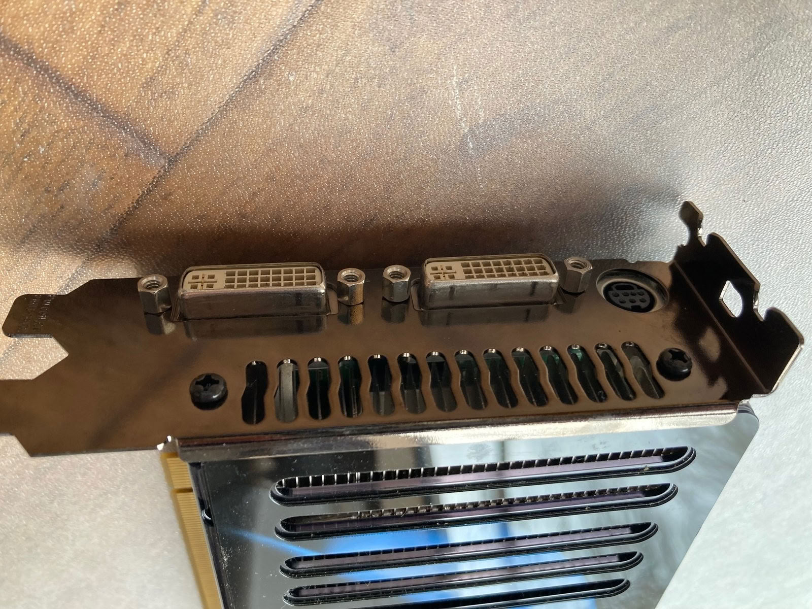 Free: NVIDIA GeForce 8800 GTX Graphics Card (Kemberton TF11) - Telford ...