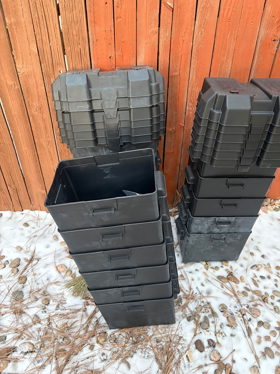 Free: Deep Cell Battery Boxes (Thornton)